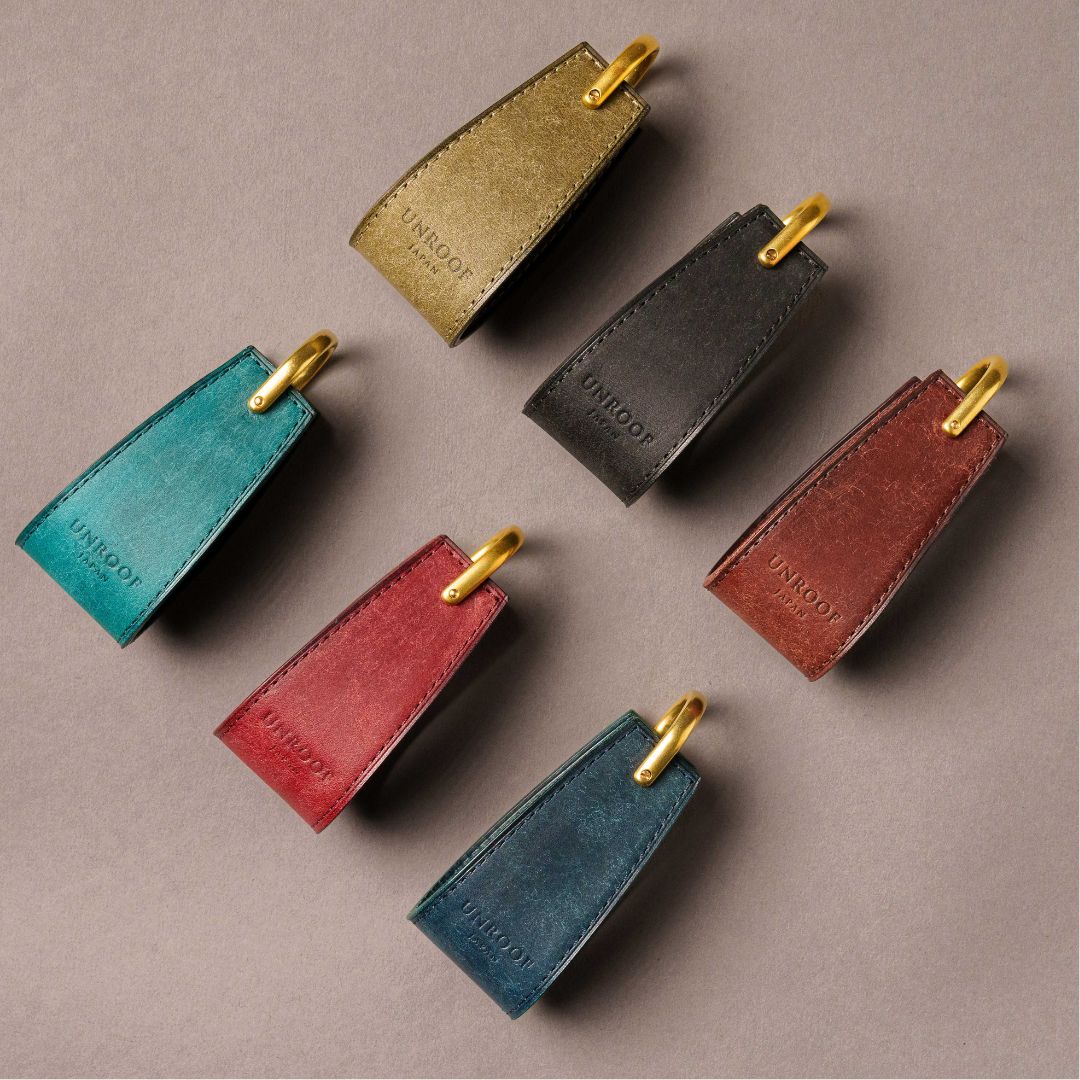 「鍵が整う」本革 キーホルダー